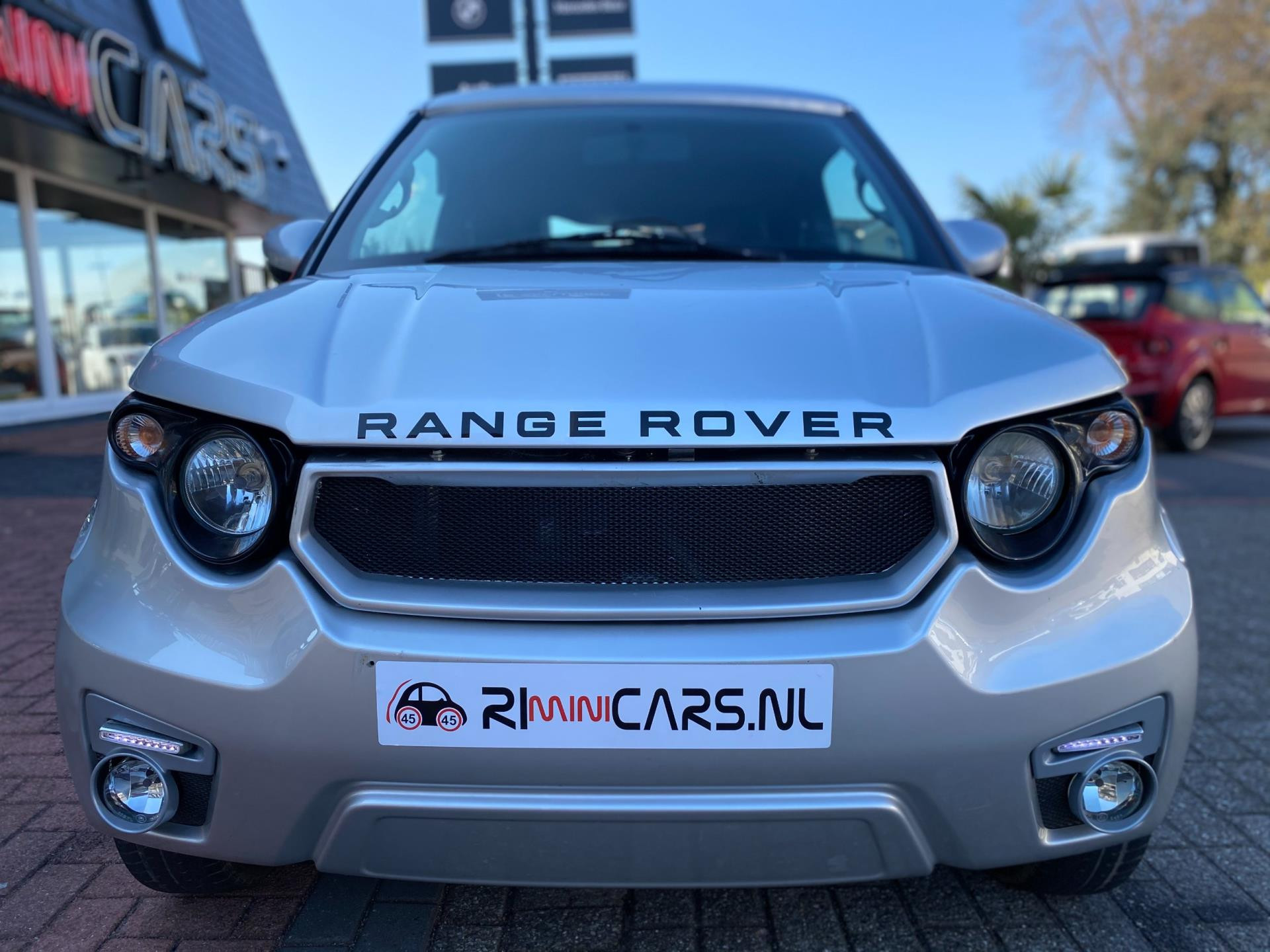 JDM--Xheos Range Rover brommobiel 45km auto-kopen in Numansdorp