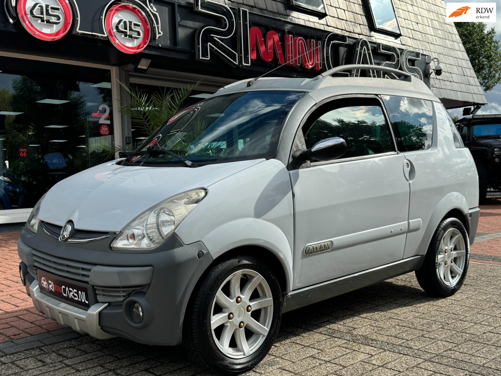 Iva Scootmobiel--| 2 pers. | Nieuw | Lithium | Aan huis levering ...